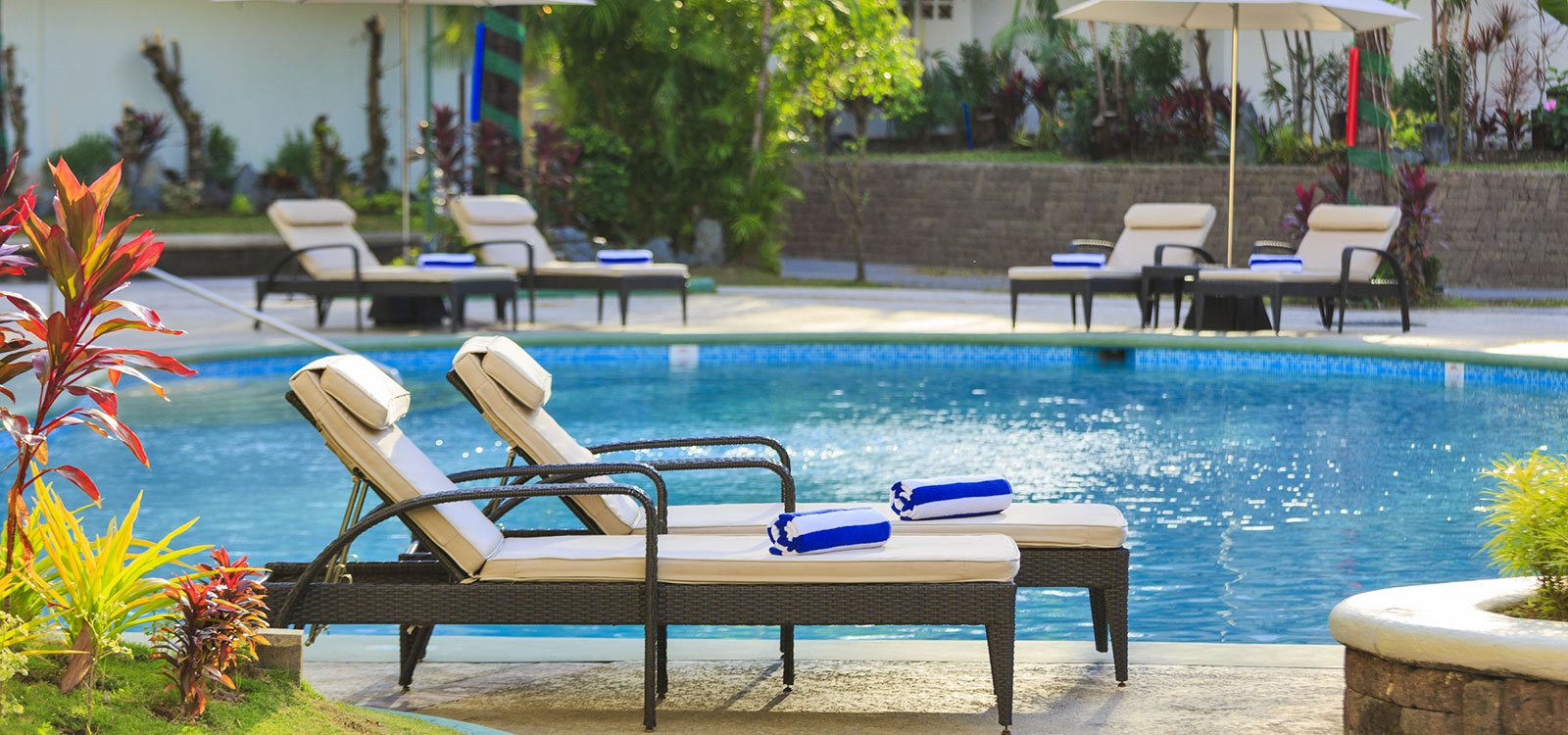 Quest Hotel and Conference Center Clark - Business and Leisure Hotel in ...